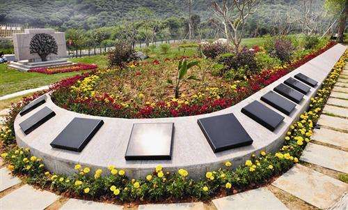 Examples of Tombstones - HIBO STONE